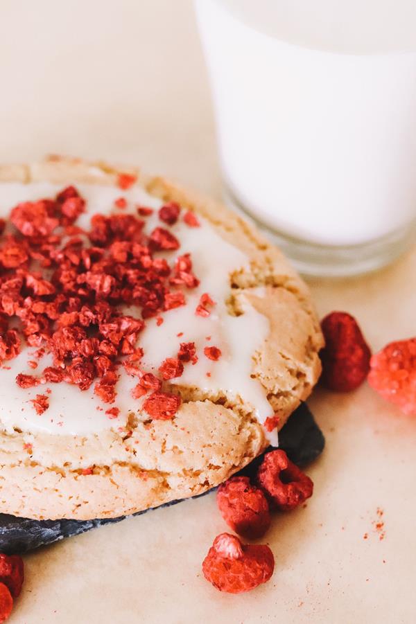 Cookie de doce de morango, Preço: 1,90 €/un | Loja da Reforma Agrária